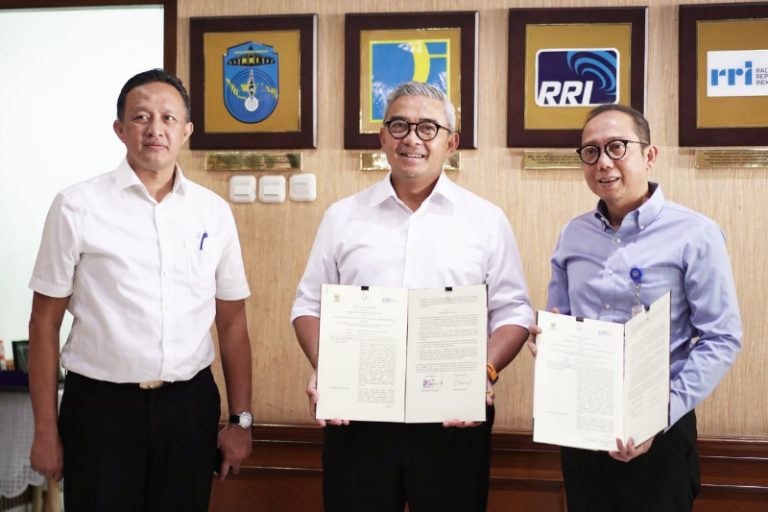 Radio Republic Indonesia – RRI and Bandung City sign a MoU on Digital ...